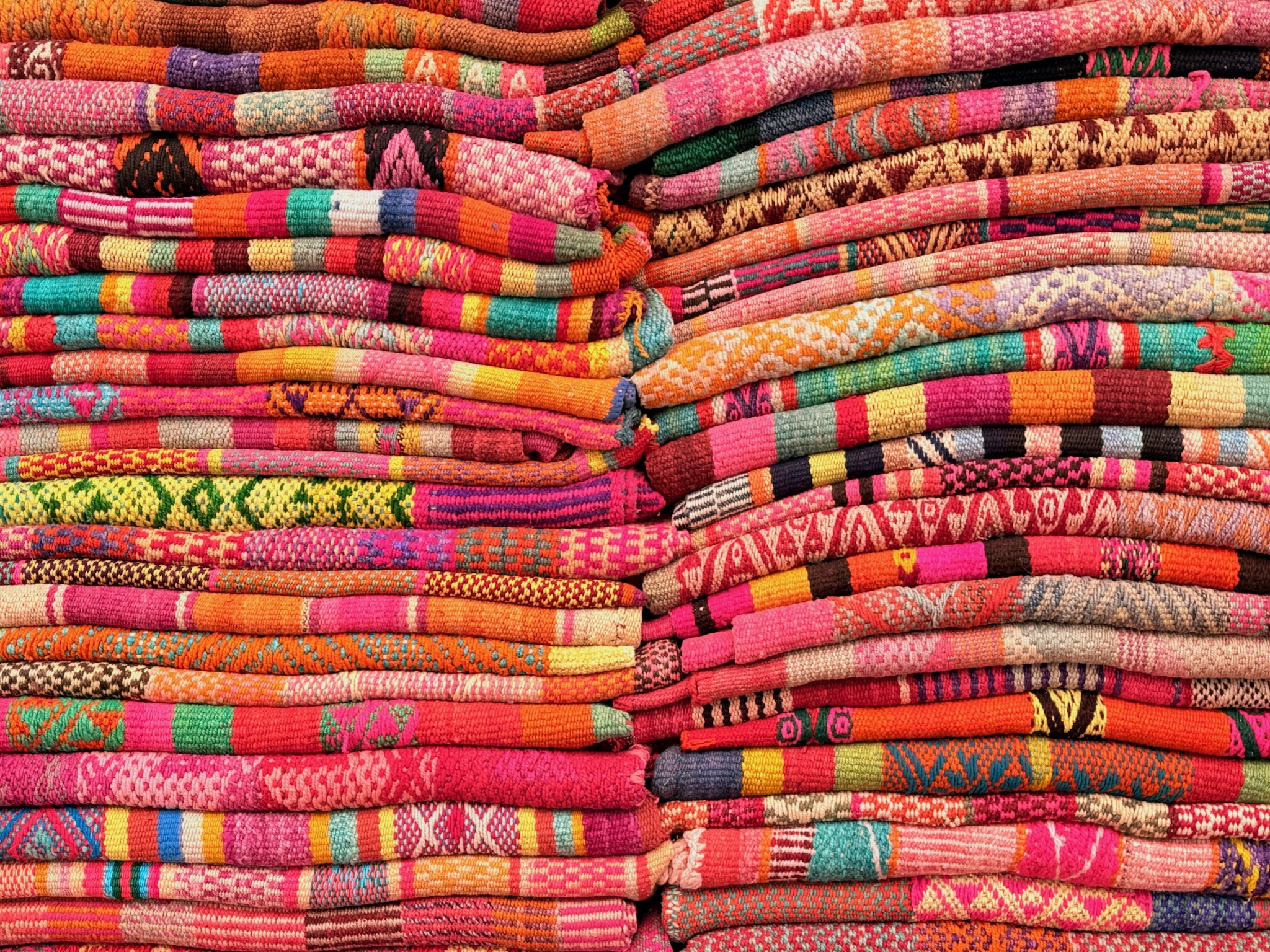 Peruvian Textiles: Ultimate History and 2025 Shopping Guide